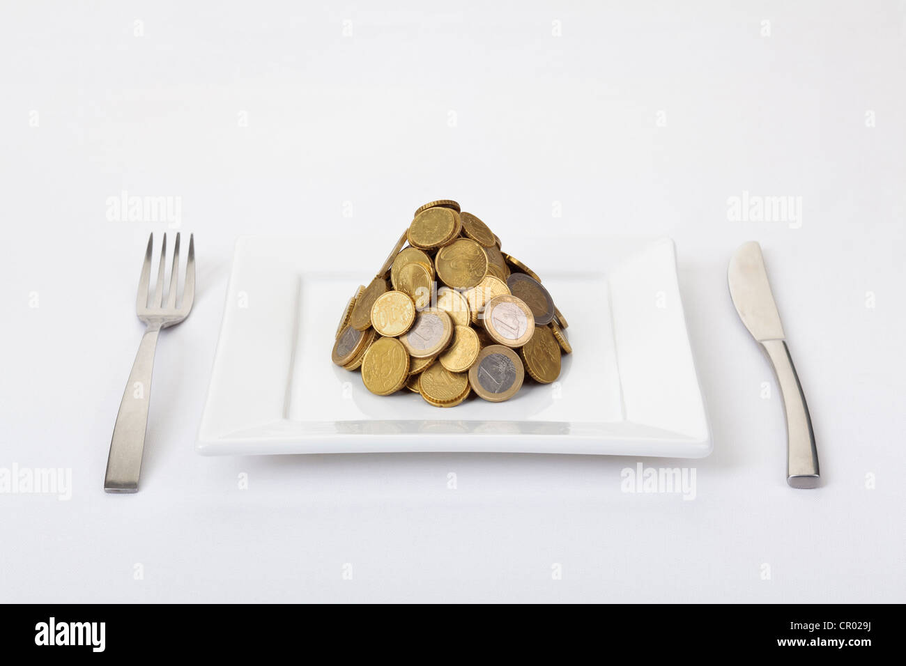 Coin plate hi-res stock photography and images - Alamy