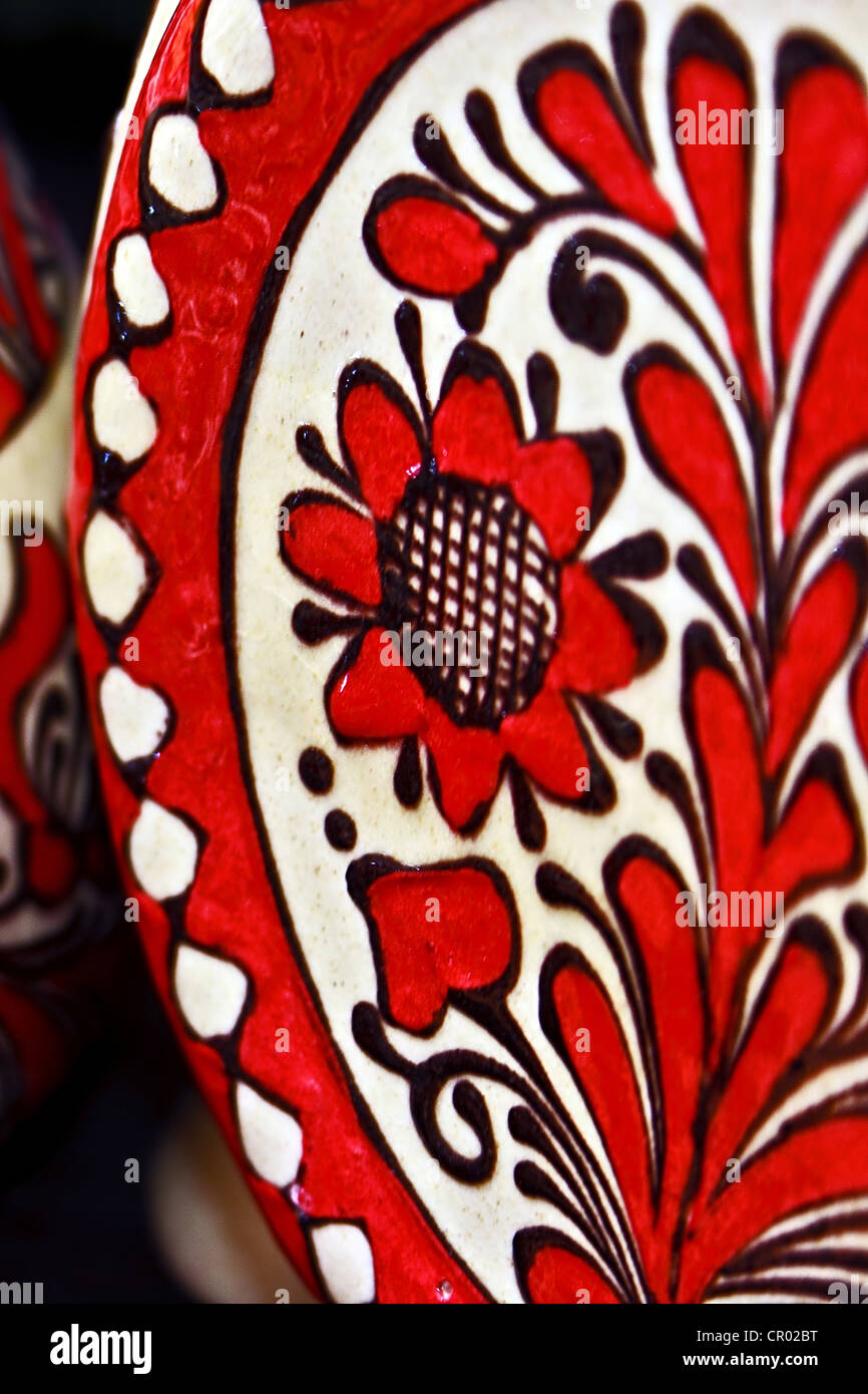 Romanian traditional pottery in the village Corund, Transylvania Stock ...