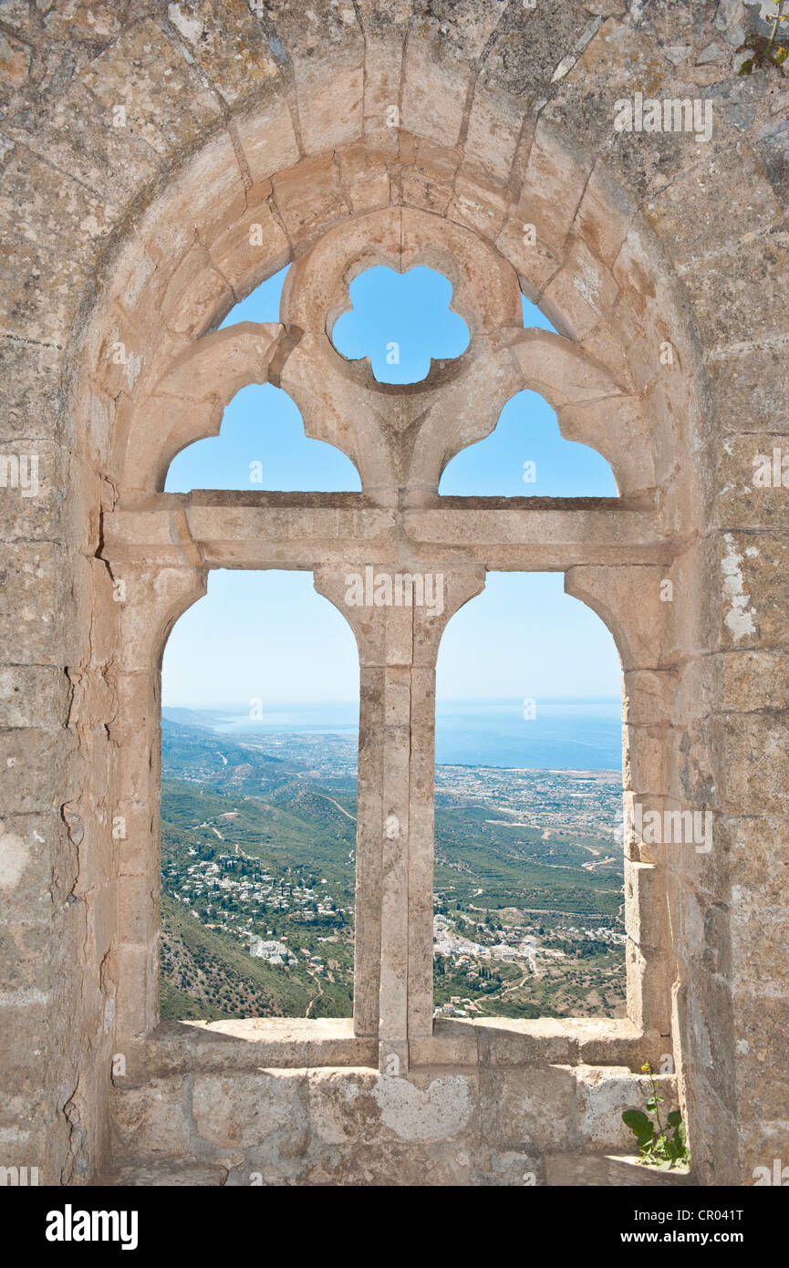 Gothic tracery hi-res stock photography and images - Alamy