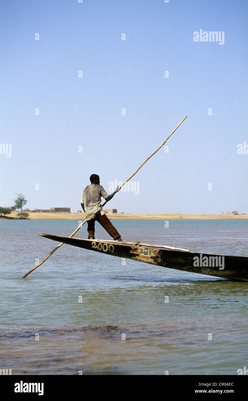 Niger river boat hi-res stock photography and images - Alamy