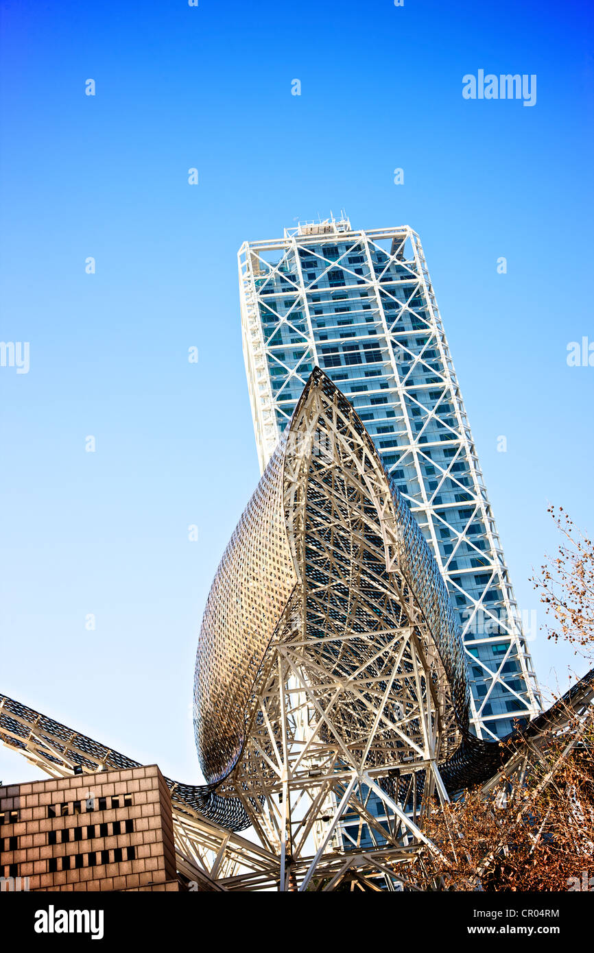 Fish sculpture barcelona hi-res stock photography and images - Alamy