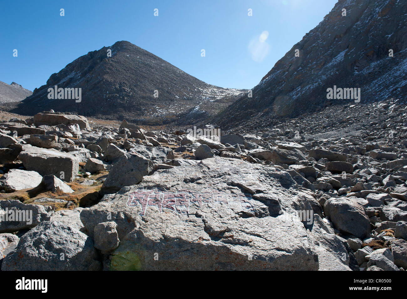 Tibetan Buddhism, Dolma La Pass, 5670 m, pilgrimage route to the sacred ...