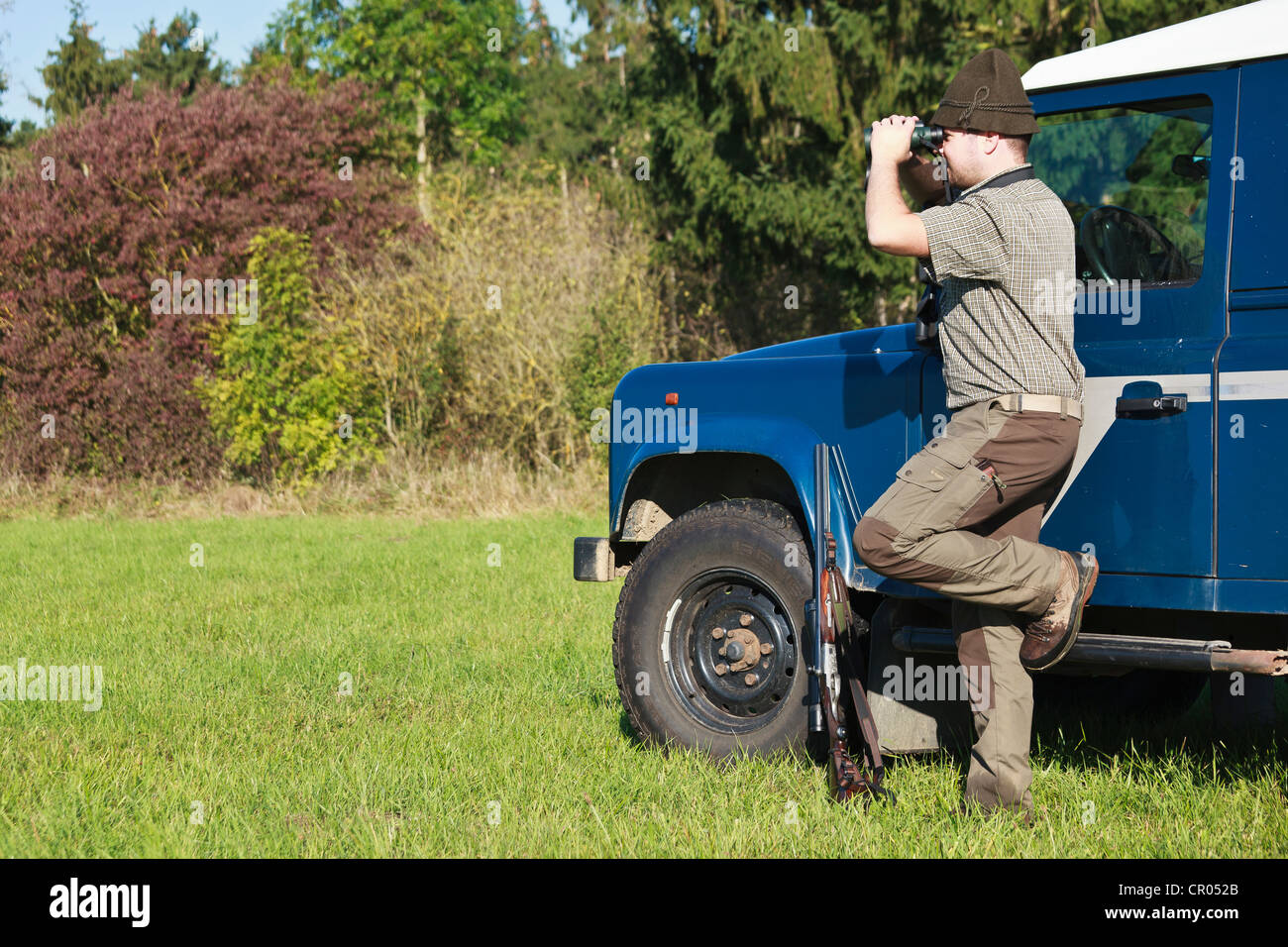 Hunters gaze hi-res stock photography and images - Alamy