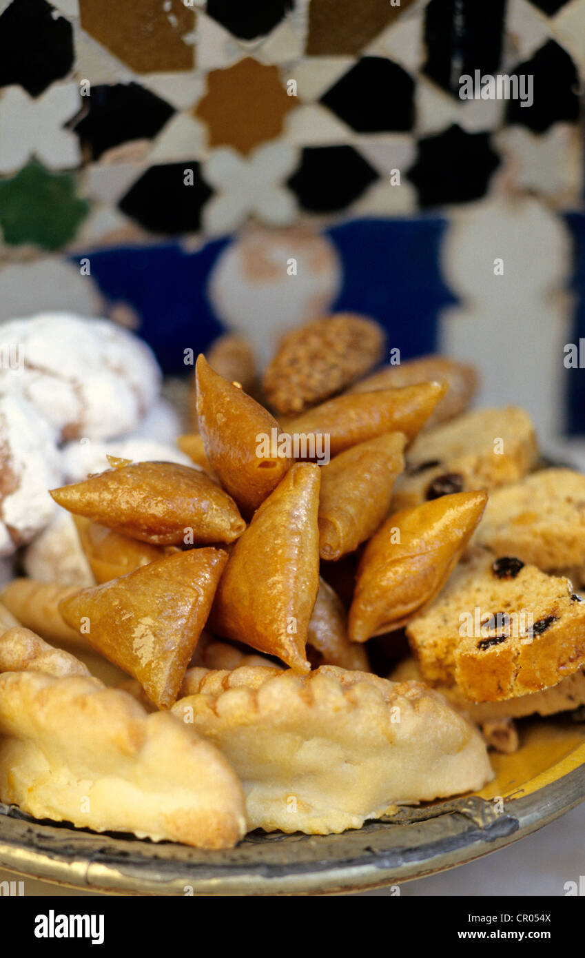 Moroccan pastries hi-res stock photography and images - Alamy