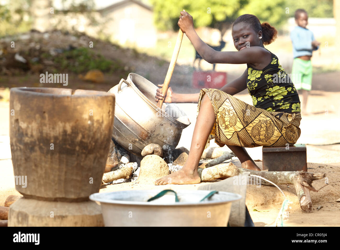 African fire pot hi-res stock photography and images - Alamy