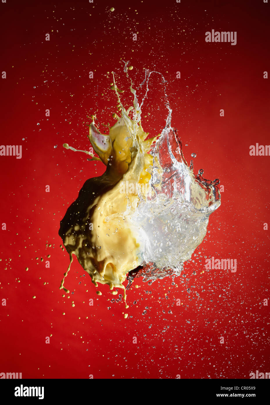Splashing White Paint High Resolution Stock Photography and Images - Alamy