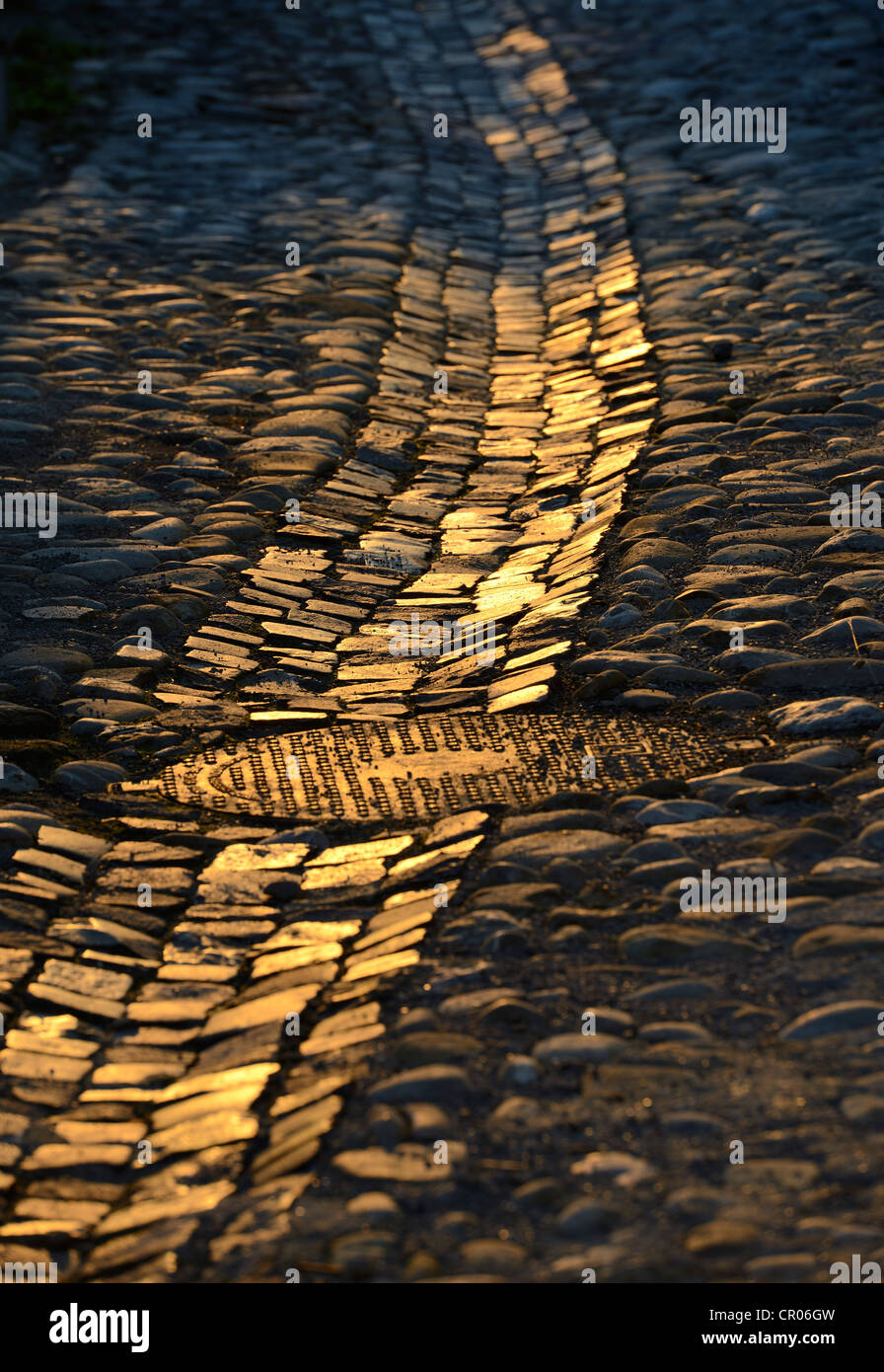 Cobblestones detail stone pavement paving stones hi-res stock ...