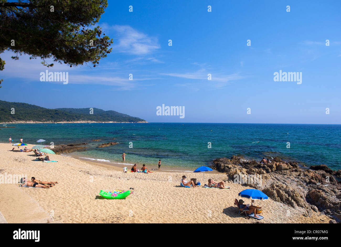 France, Var, Corniche des Maures, La Croix Valmer, Gigaro Beach Stock ...