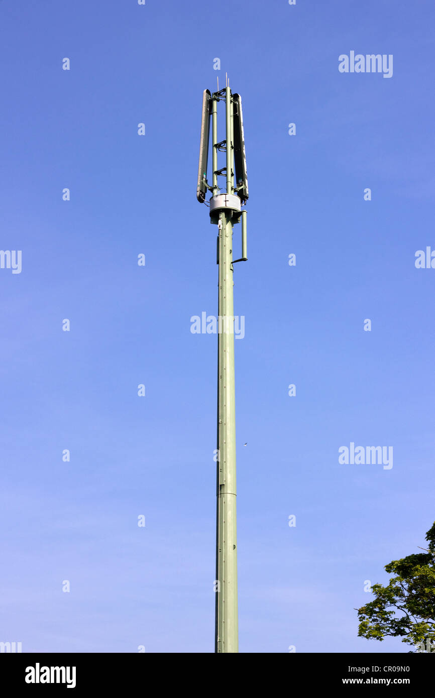 Mobile phone mast Stock Photo - Alamy