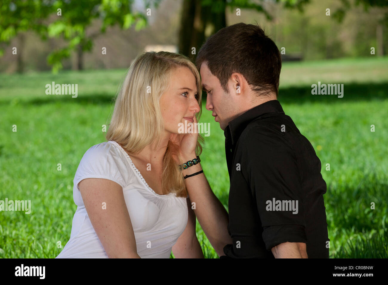 Close park hi-res stock photography and images - Alamy