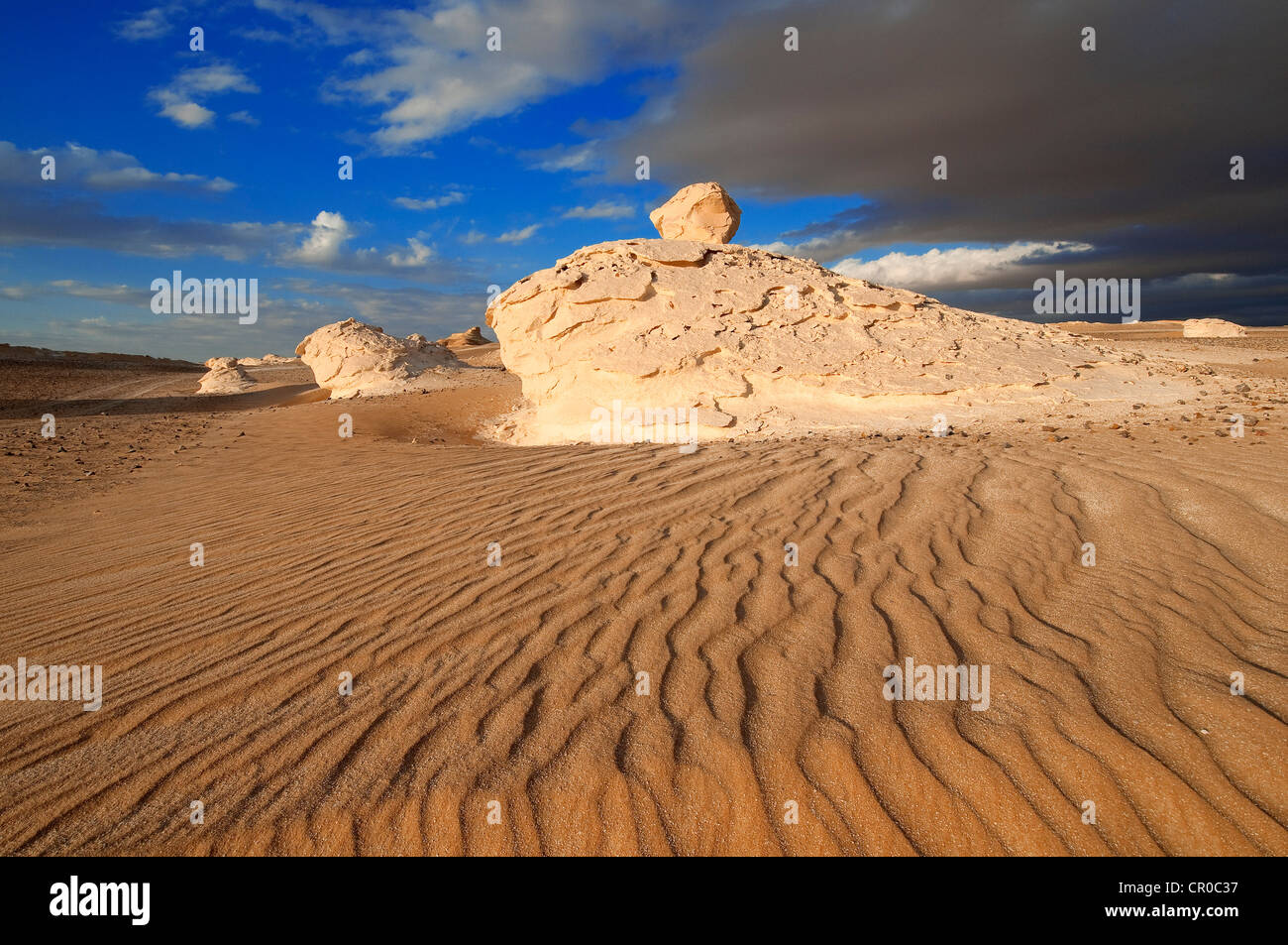 Egypt, Libyan Desert, Farafra, White Desert National Park Stock Photo ...
