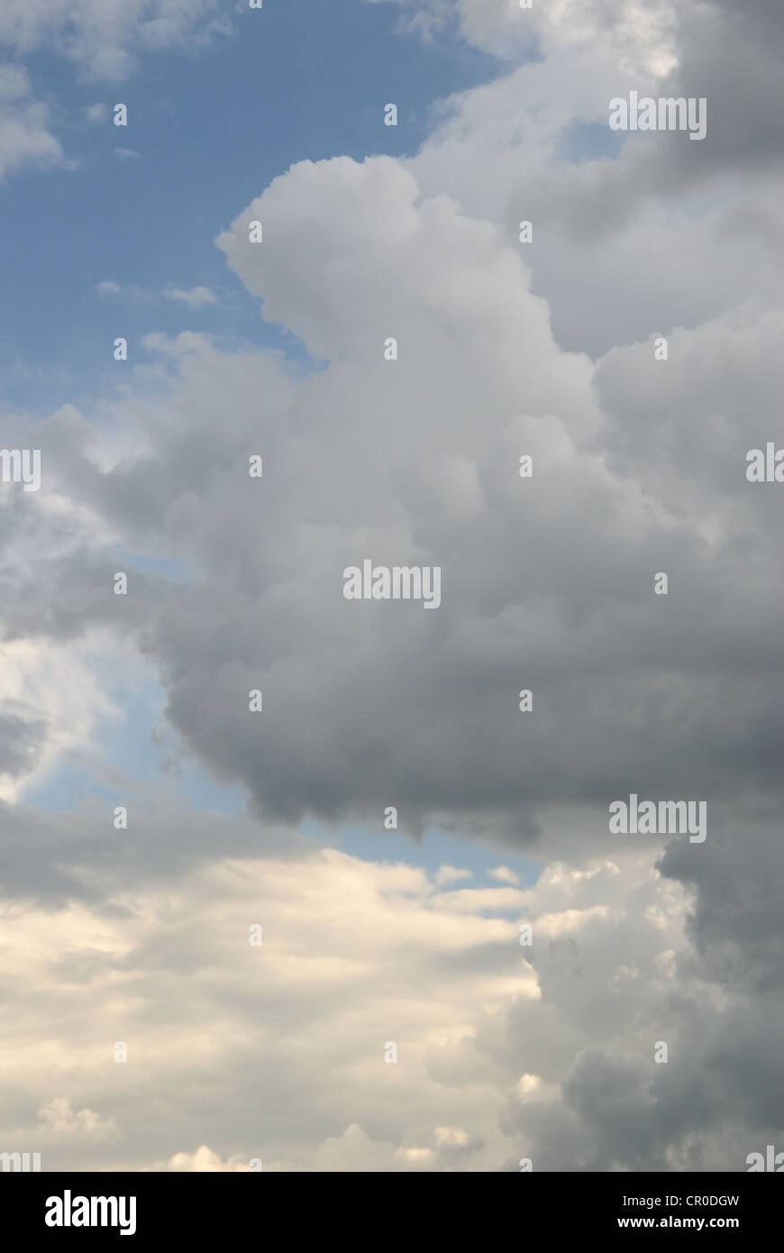 Thunder clouds and sunset hi-res stock photography and images - Alamy