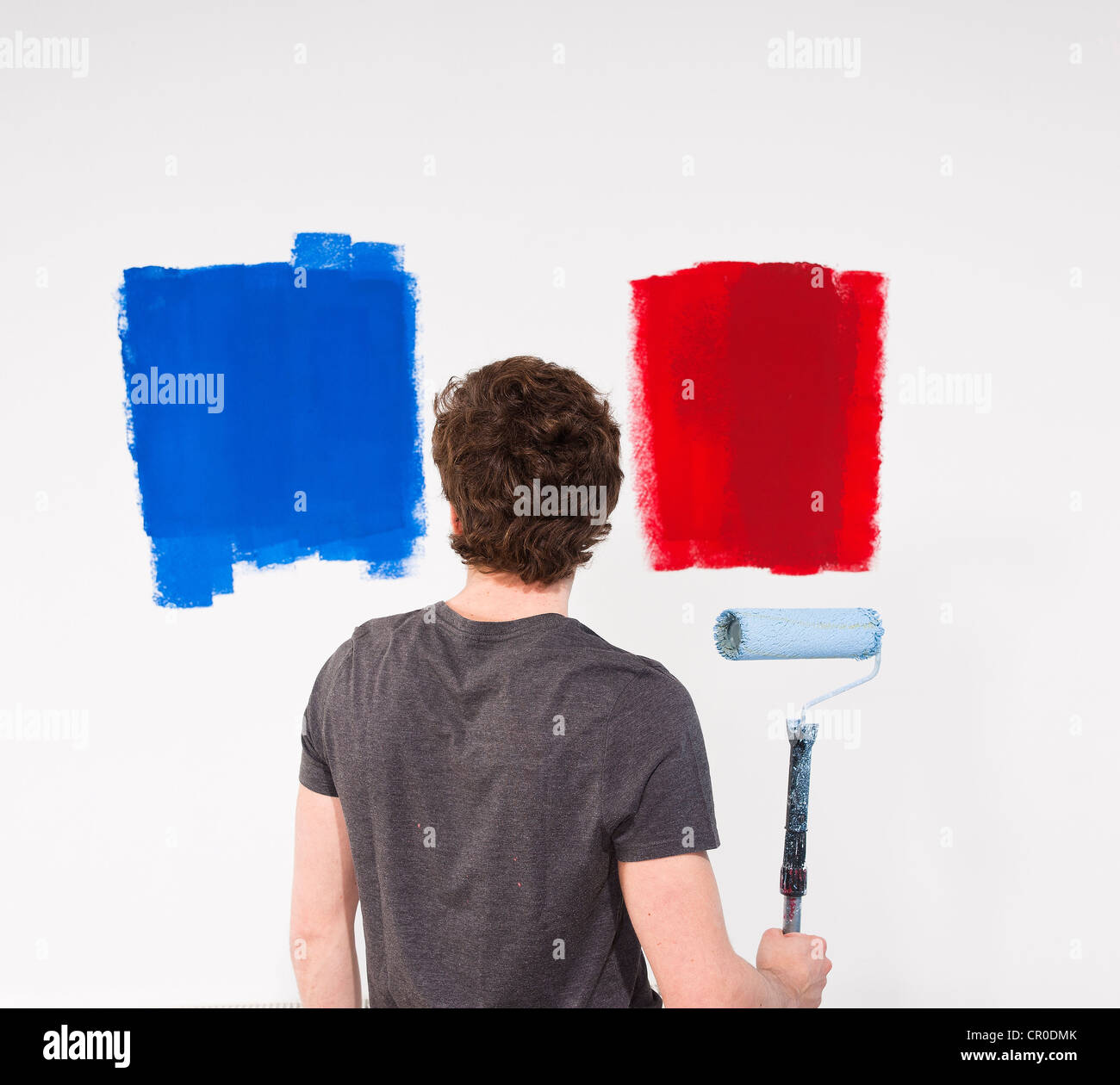 Looking at a painting from back hi-res stock photography and images - Alamy