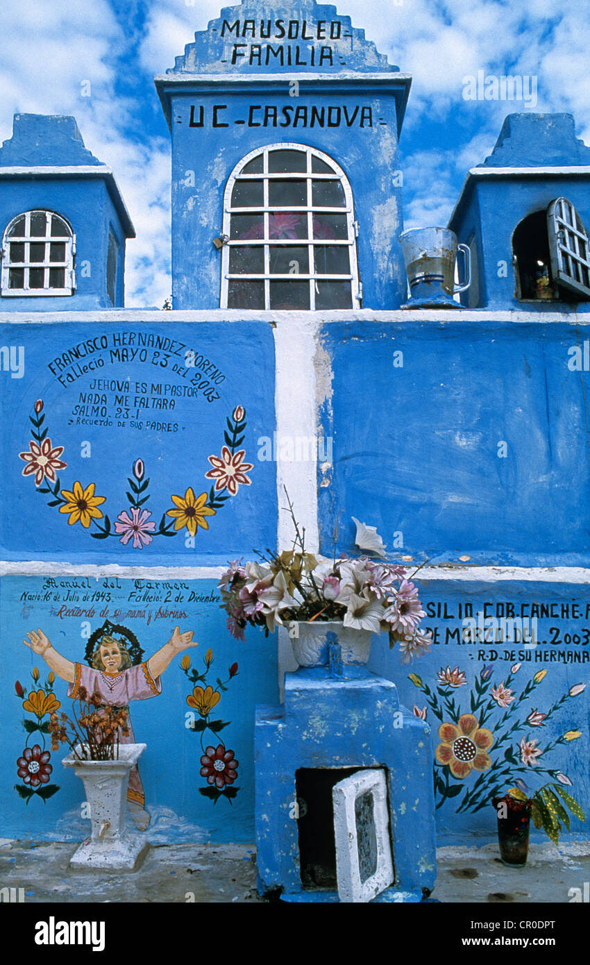 Mexico, Quintana Roo State, Hoctun, Maya cemetery Stock Photo - Alamy