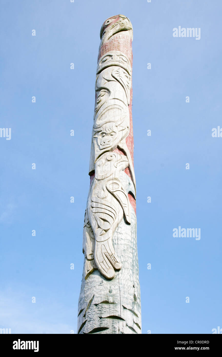Totem Pole Orkney High Resolution Stock Photography and Images - Alamy