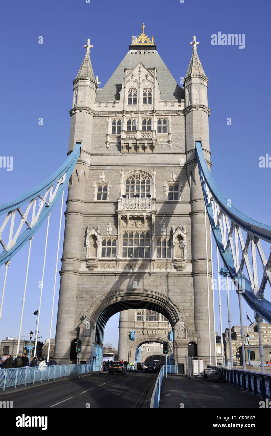London uk bridge tower architecture thames river hi-res stock ...
