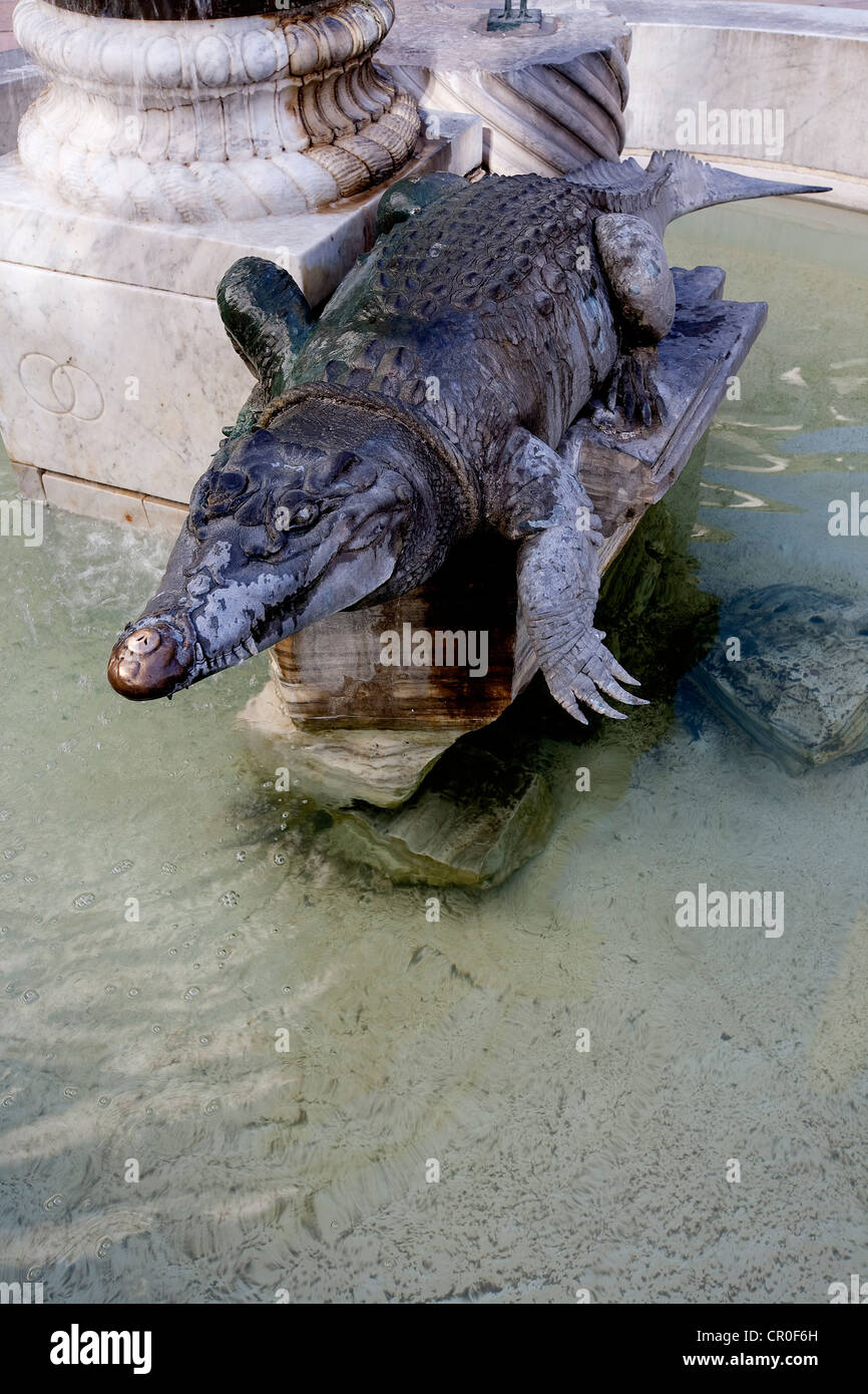 Nimes france sculpture crocodile in hi-res stock photography and images ...