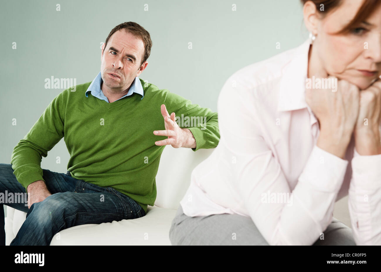 Couple and arguing and blurred hi-res stock photography and images - Alamy