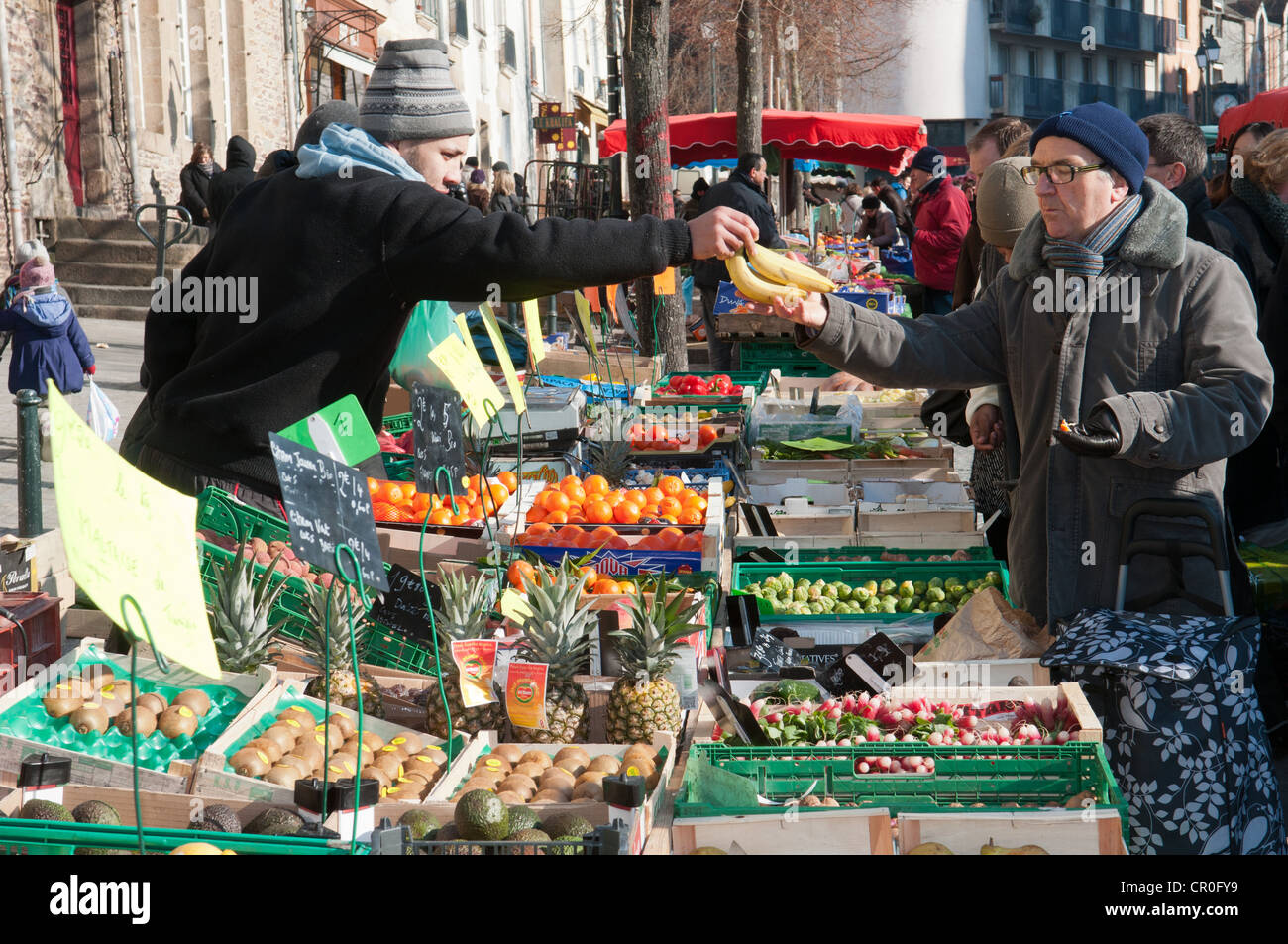 Rennes, "Marché des Lices" is France's second largest market-Every ...