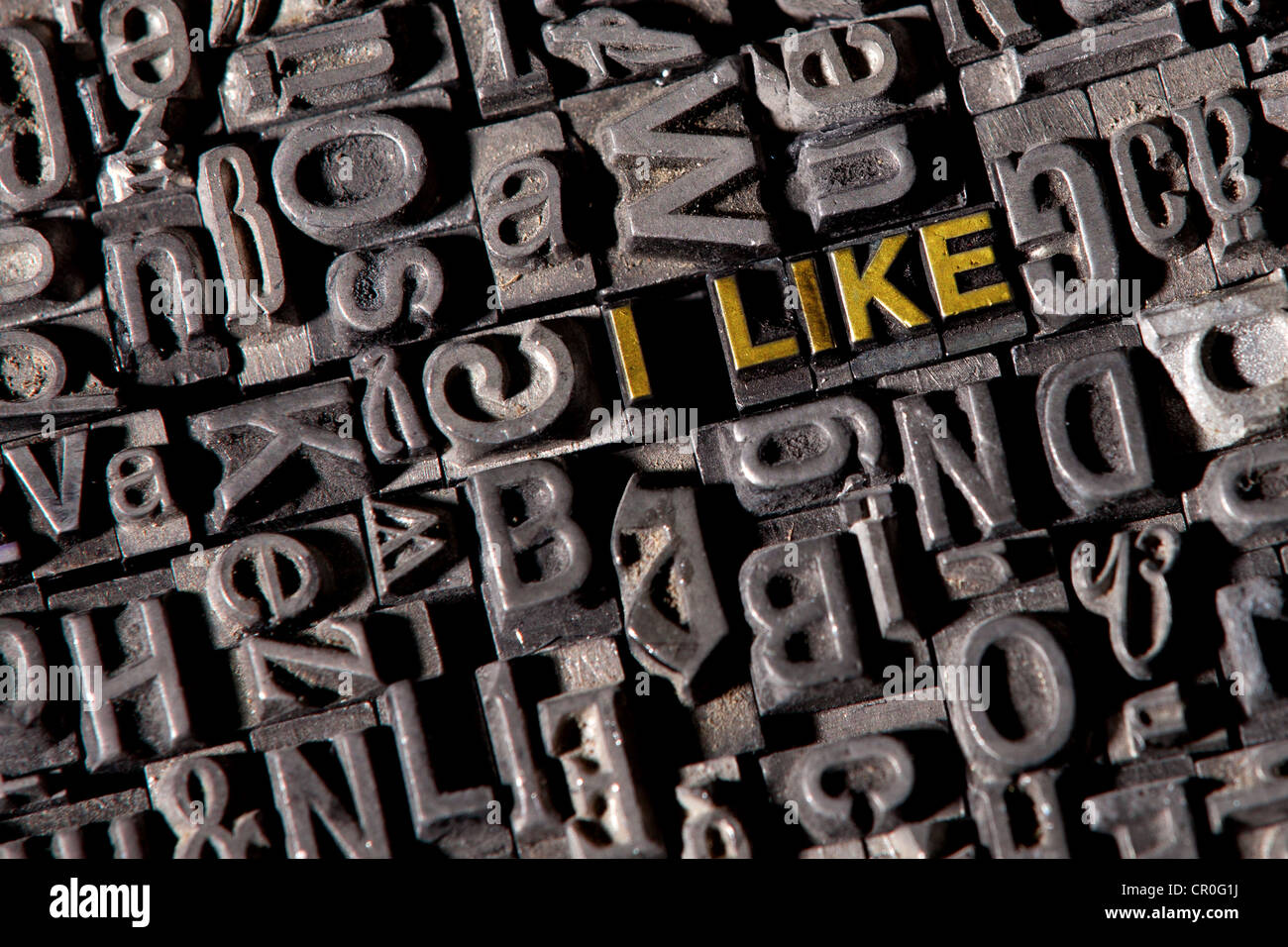 Old type alphabet hi-res stock photography and images - Alamy