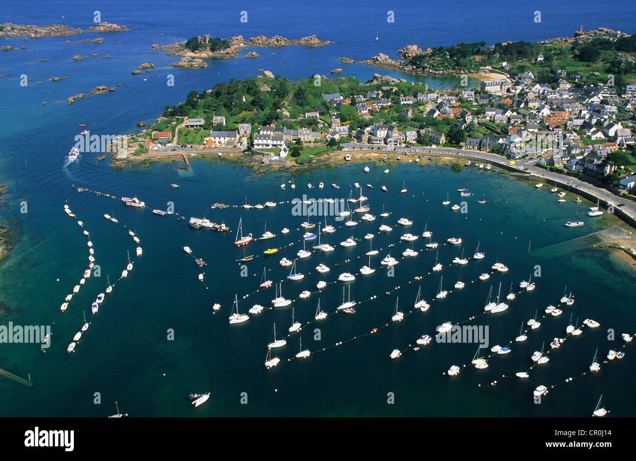 France, Cotes d'Armor, Cote de Granit Rose (the Pink Granite coast ...