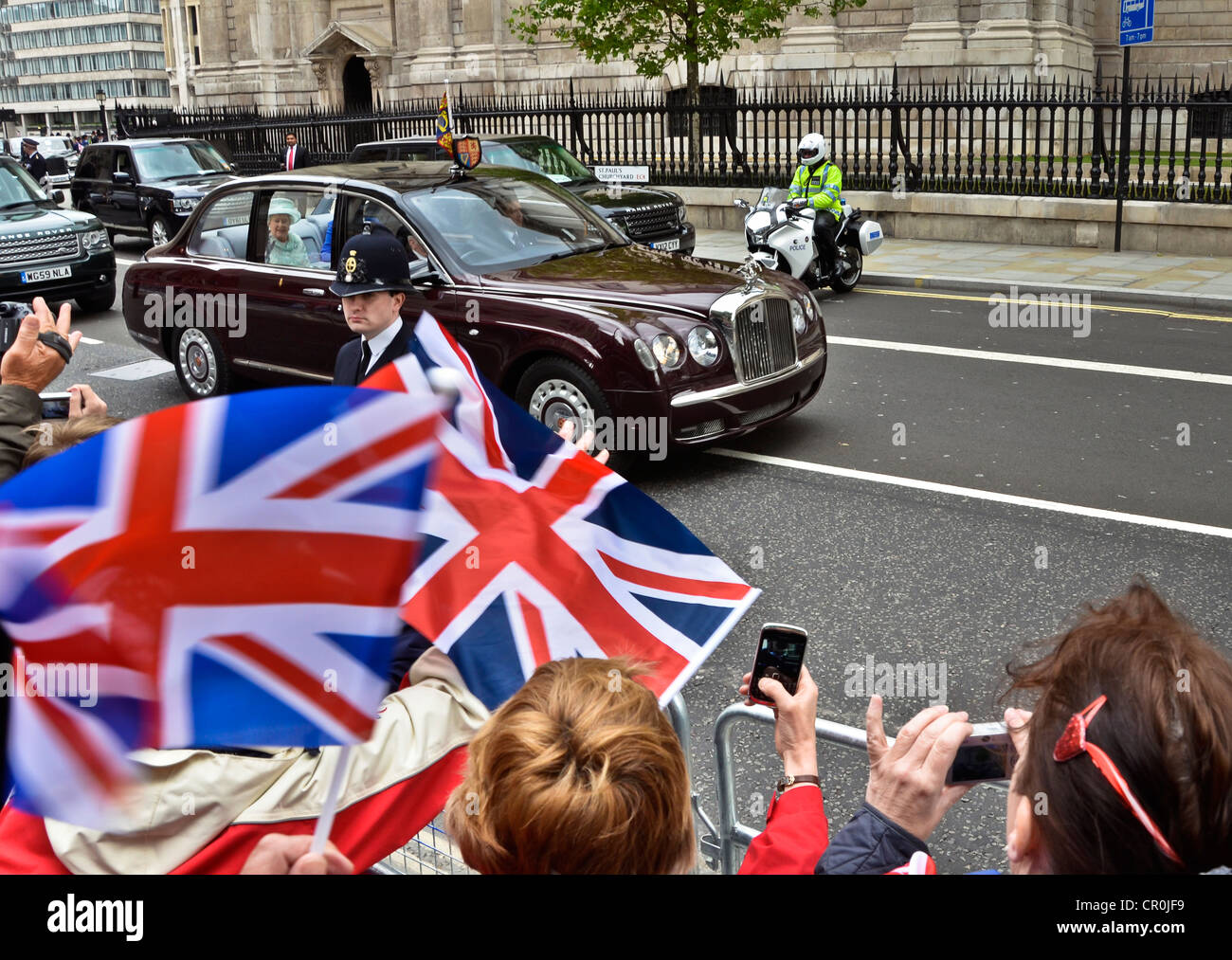 Elizabeth ii tower hi-res stock photography and images - Alamy