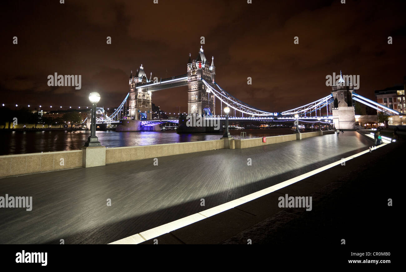 Tower Bridge at night, Southbank, London, England, UK Stock Photo - Alamy