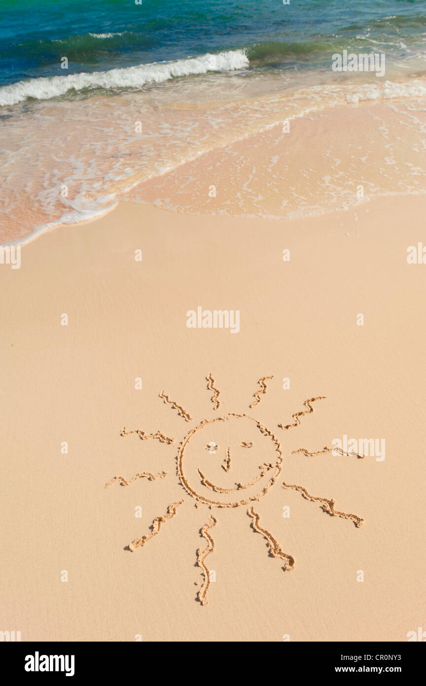 Mexico, Yucatan, Sun drawing on beach Stock Photo - Alamy