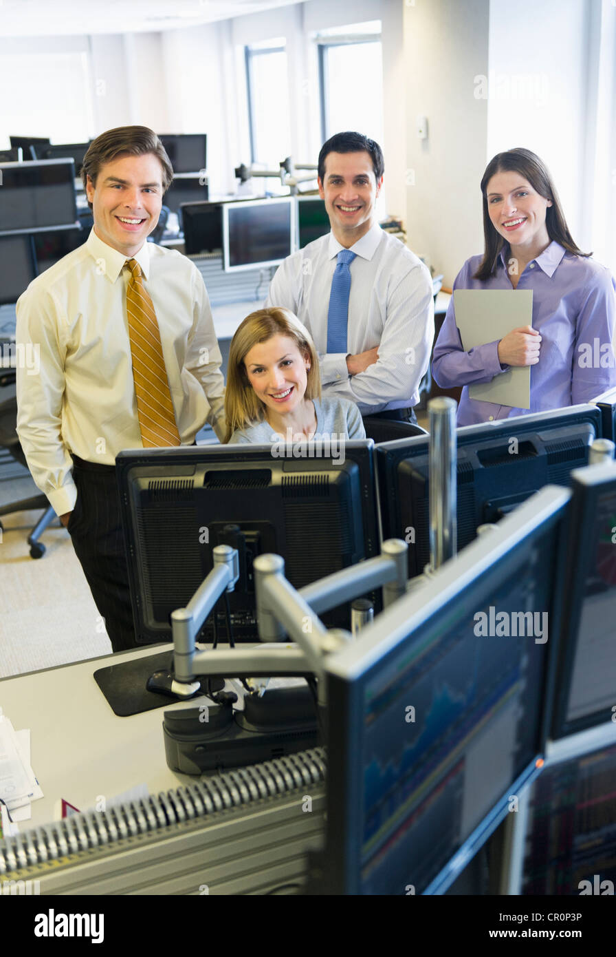 Office trading floor hi-res stock photography and images - Alamy