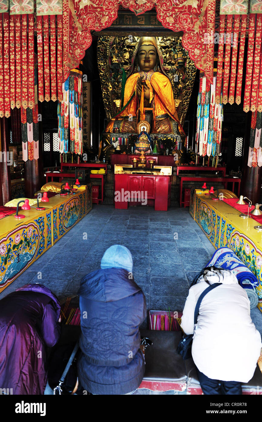 Spring Temple Buddha China High Resolution Stock Photography and Images ...