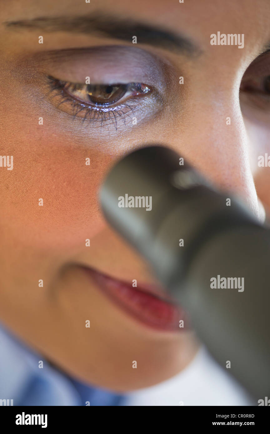 Eye close up human microscope hi-res stock photography and images - Alamy