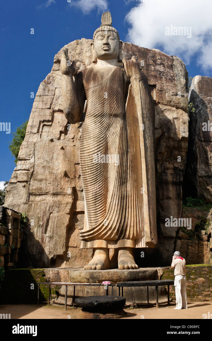 Aukana Buddha, Sri Lanka Stock Photo - Alamy