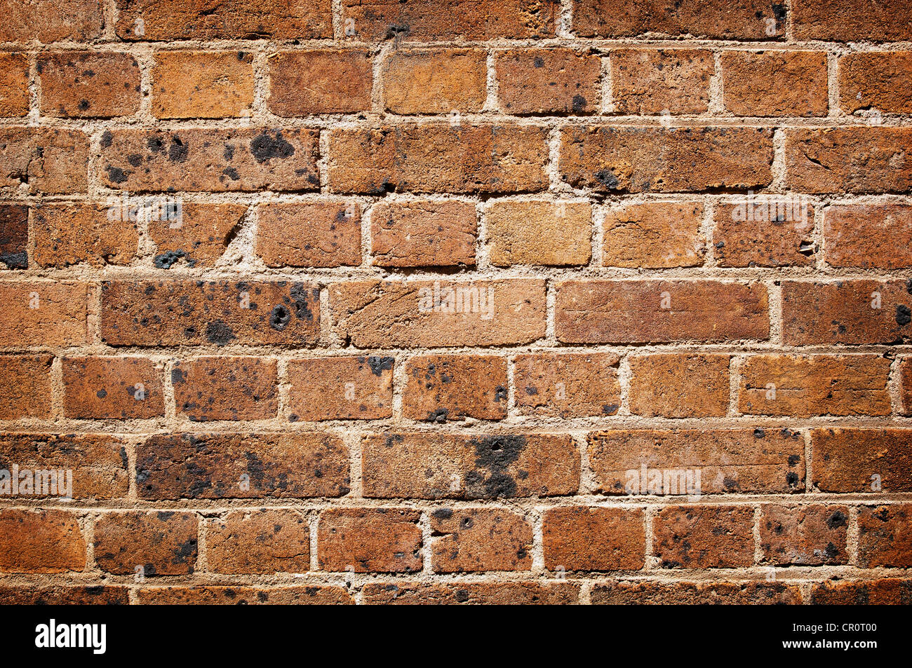 Old red bricks hi-res stock photography and images - Alamy