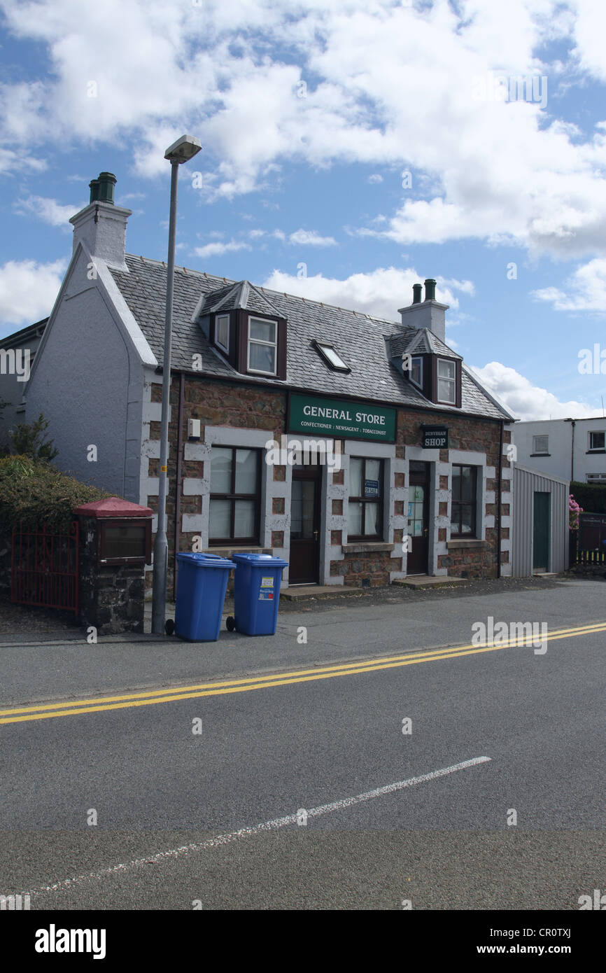 General Store Dunvegan Isle of Skye Scotland June 2012 Stock Photo - Alamy
