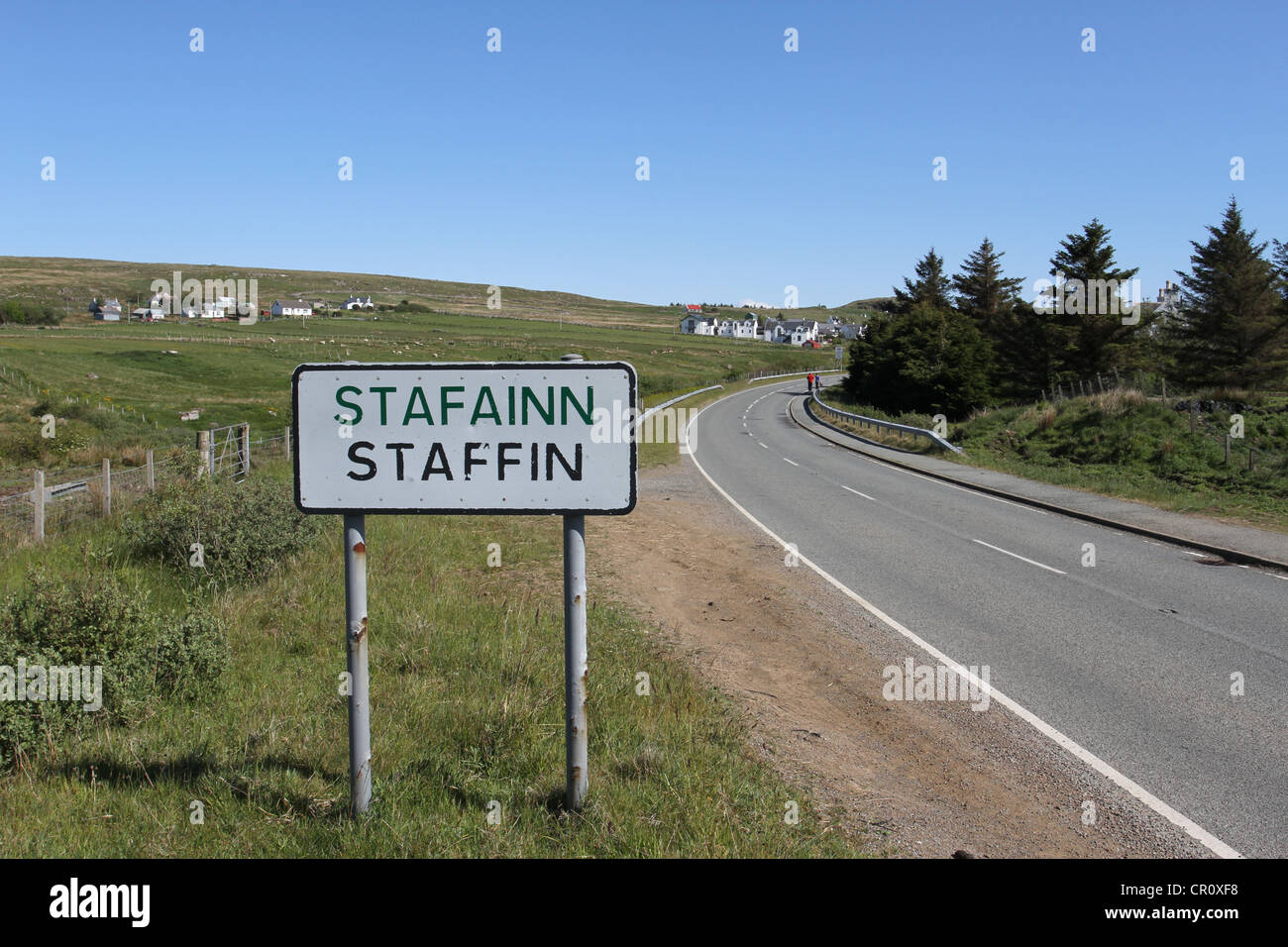 Staffin village hi-res stock photography and images - Alamy
