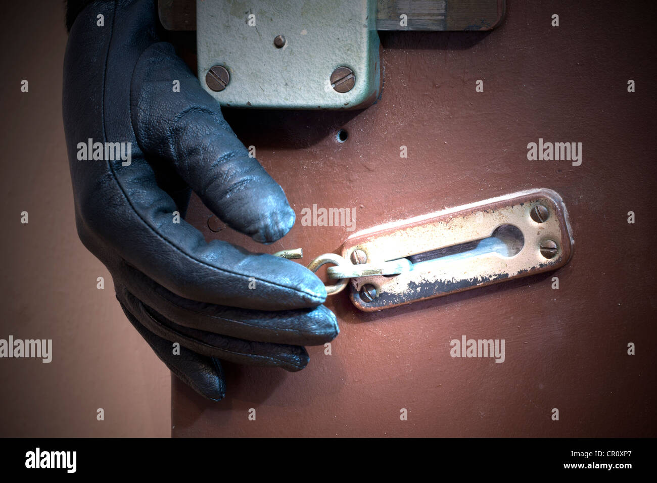 Palm thief hi-res stock photography and images - Alamy