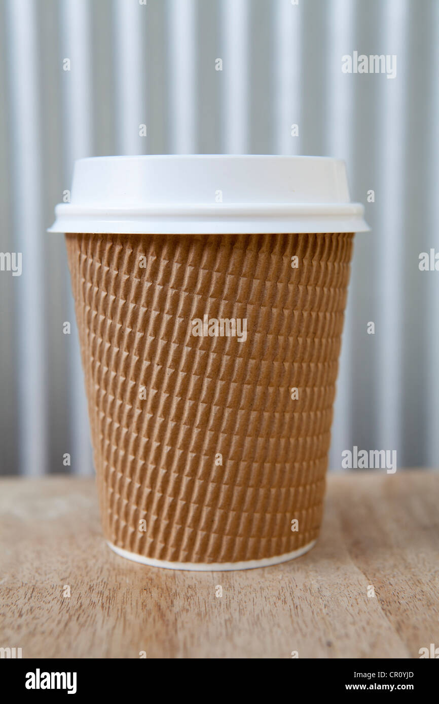 Disposable coffee cup Stock Photo - Alamy