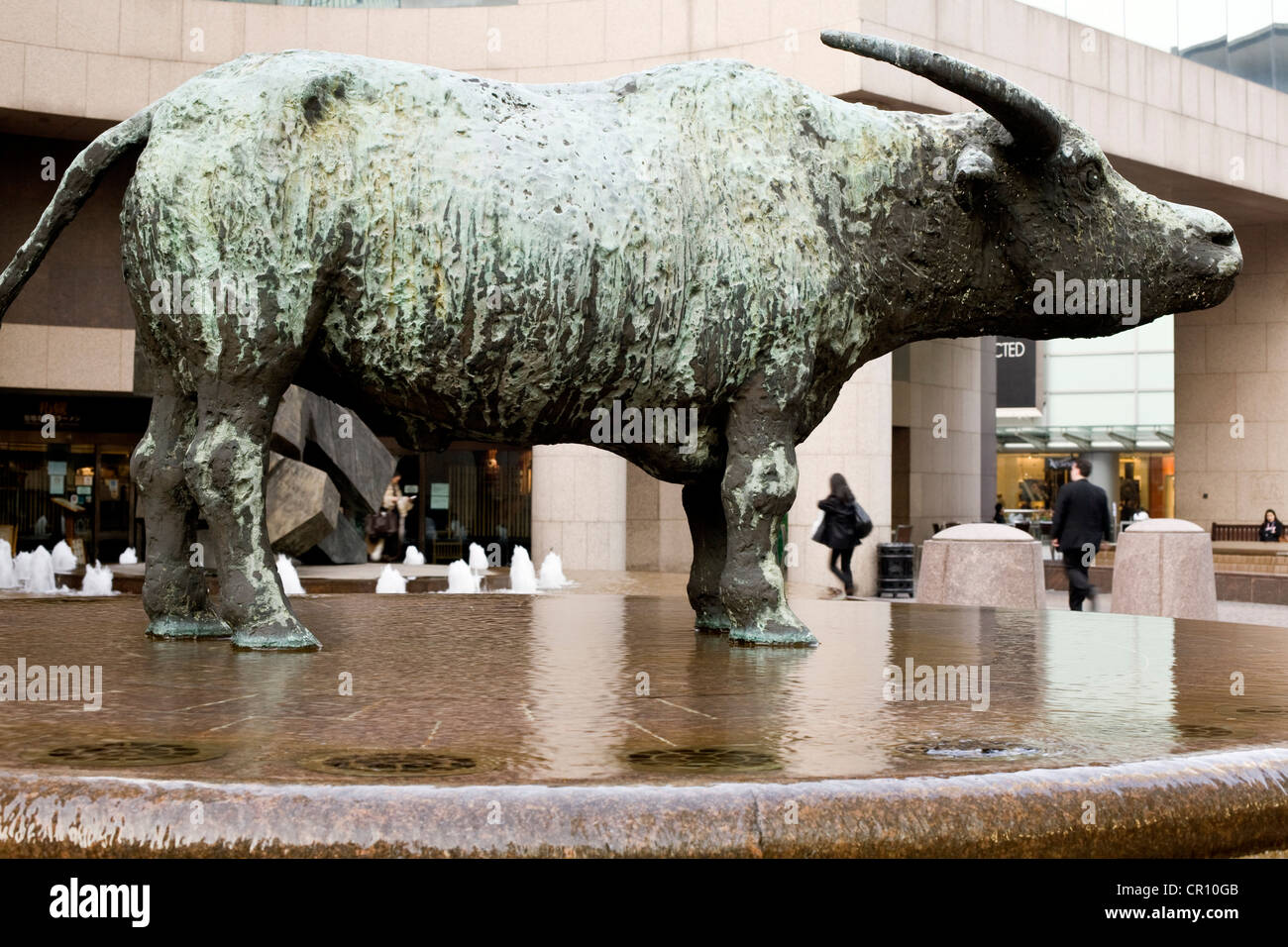 Water buffalo sculpture hi-res stock photography and images - Alamy