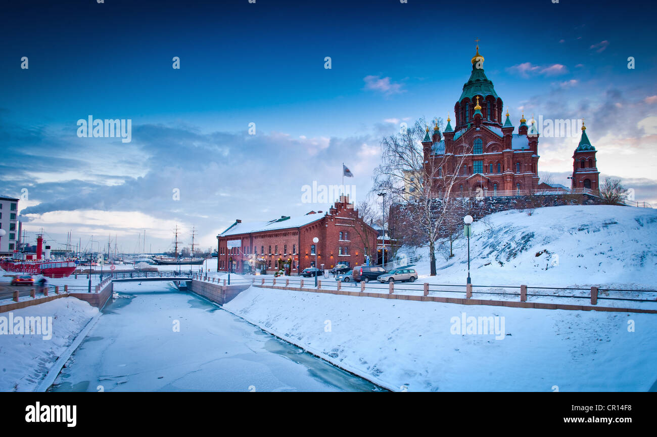 Snow castle hi-res stock photography and images - Alamy
