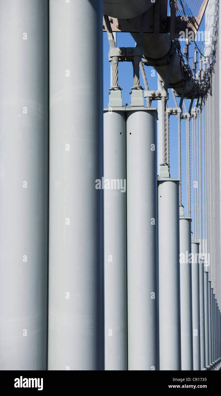 Bridge support column hi-res stock photography and images - Alamy