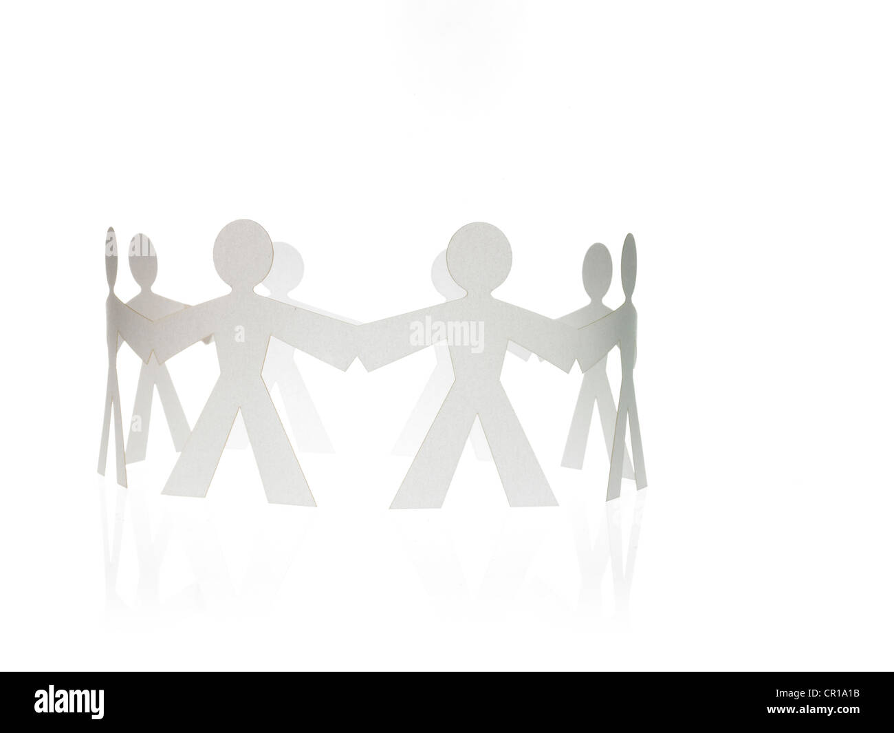 Paper chain hi-res stock photography and images - Alamy