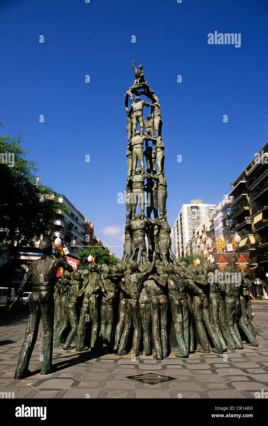 Human pyramid spain hi-res stock photography and images - Alamy