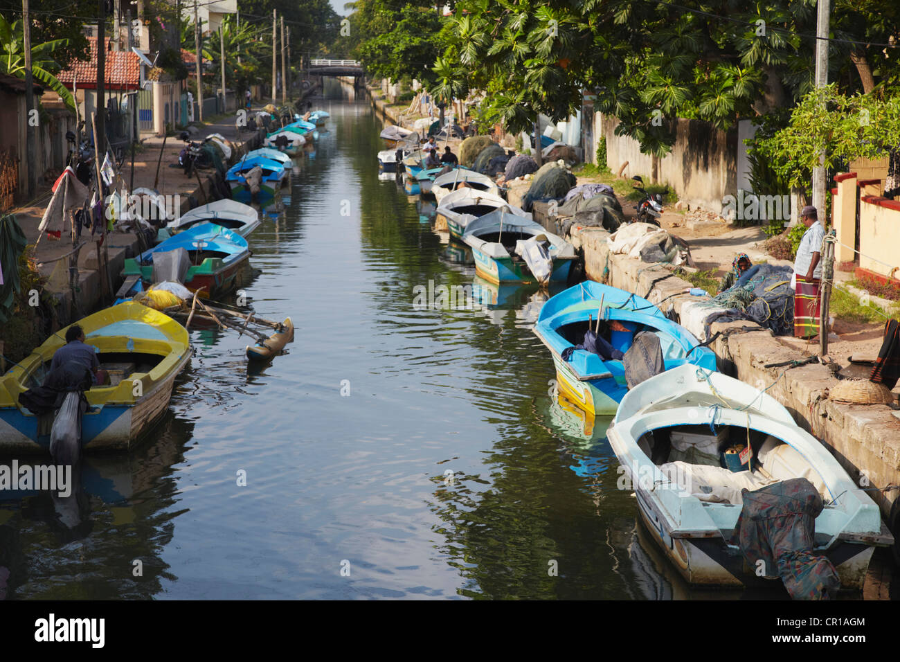 Fishing boats along Hamilton Canal (old Dutch canal), Negombo, Western ...