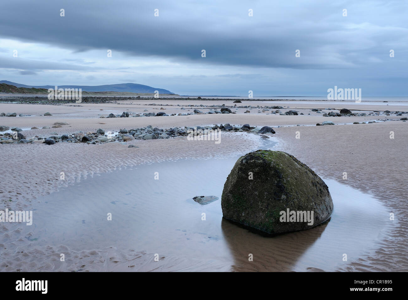 Dramatic view of Seascale beach at low tide. Seascale, Cumbria, UK ...