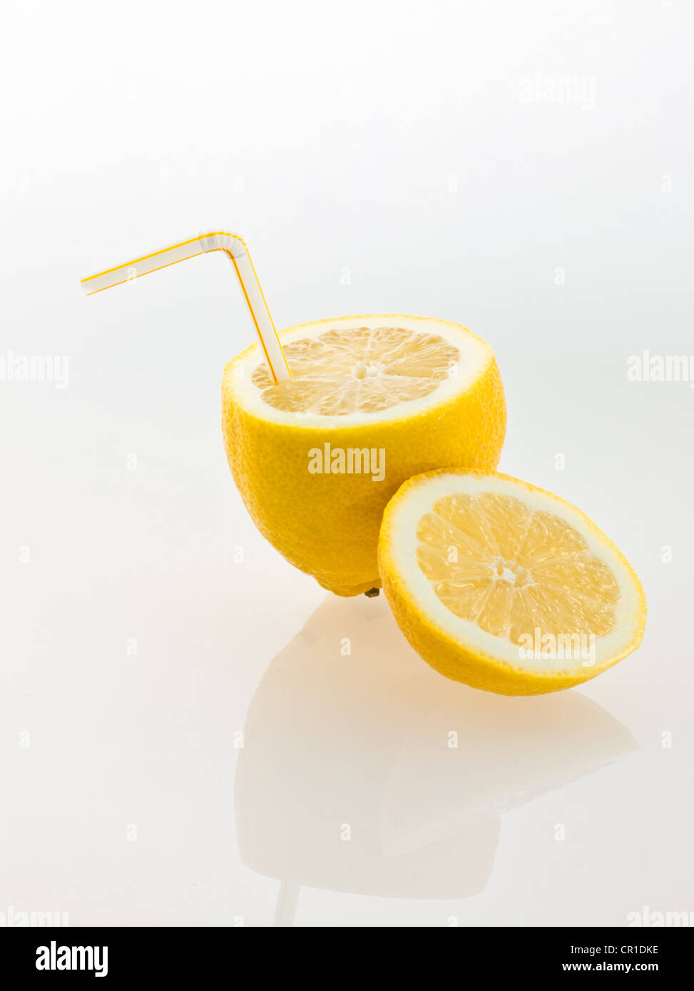 Drinking lemon through straw hi-res stock photography and images - Alamy