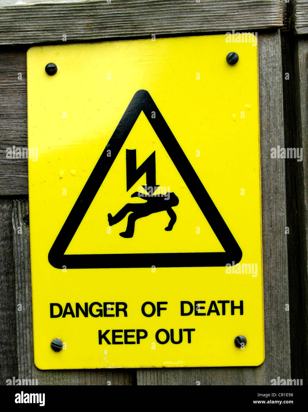 Yellow triangle warning sign hi-res stock photography and images - Alamy