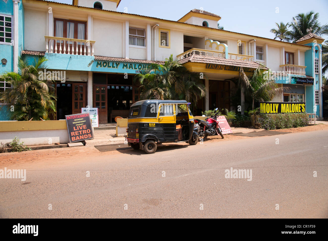 A tuk-tuk parked outside the Irish bar in Calangute Goa India Stock ...