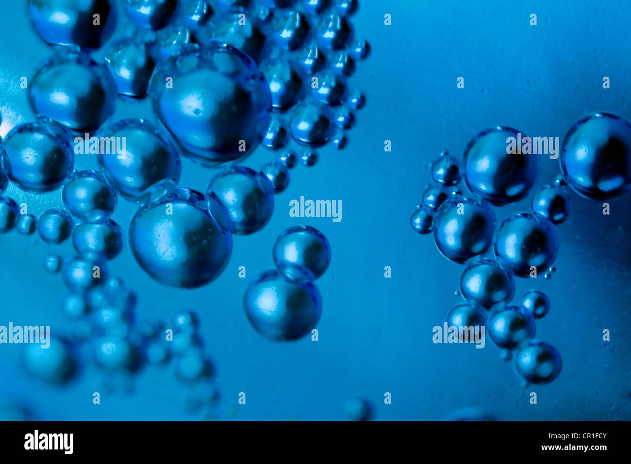 Floating bubble macro hi-res stock photography and images - Alamy