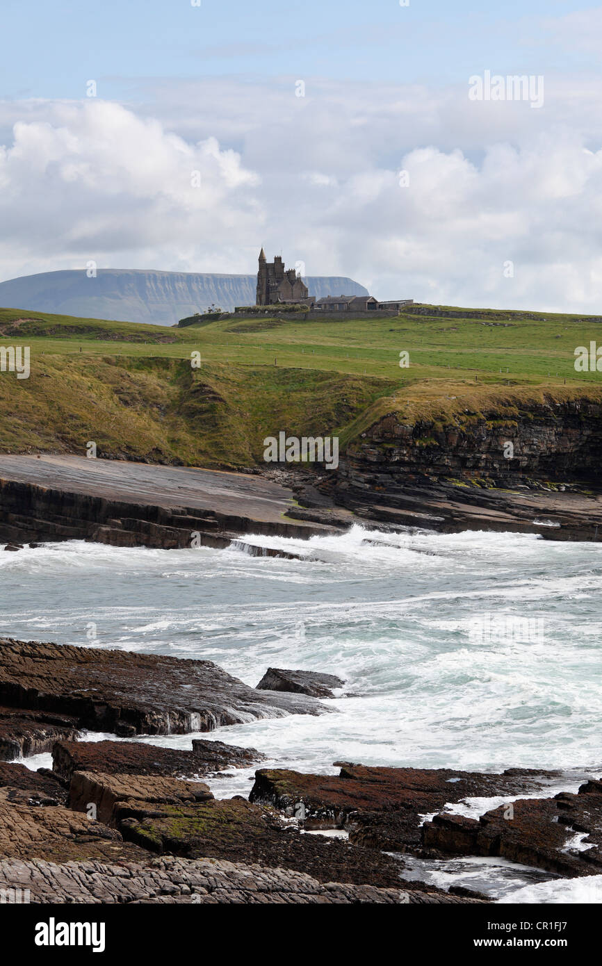 Classiebawn Castle on Mullaghmore Head with Ben Bulben table mountain ...
