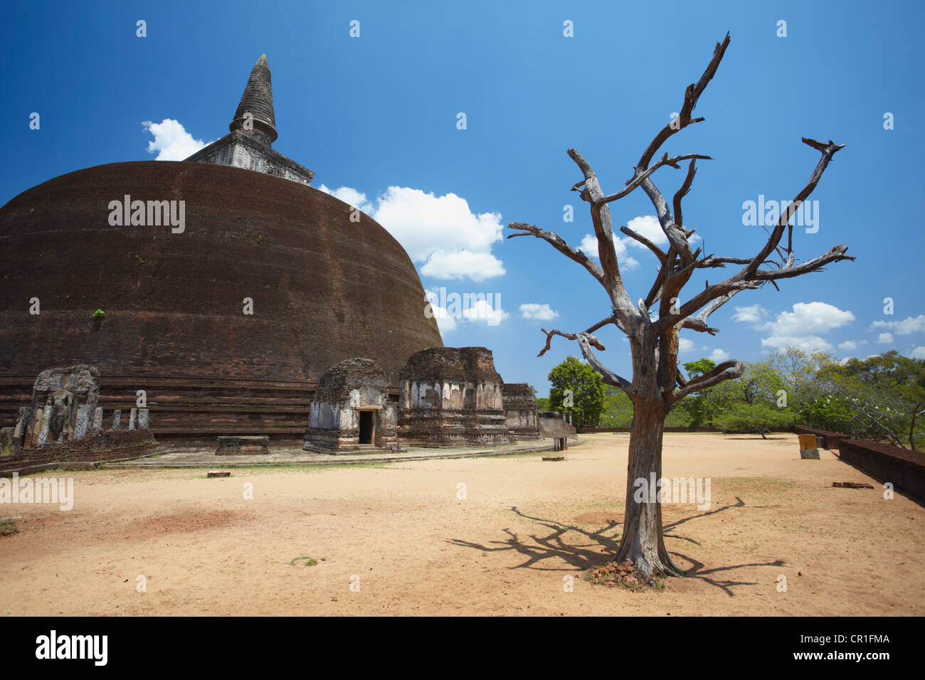 Rankot Vihara, Polonnaruwa (UNESCO World Heritage Site), North Central ...